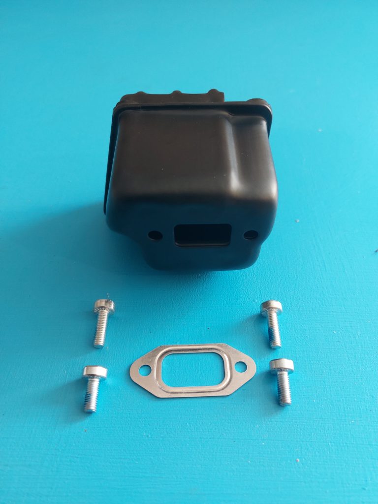 STIHL 024, 026, MS240, MS260 Muffler Assembly with Bolts - Chainsaw ...