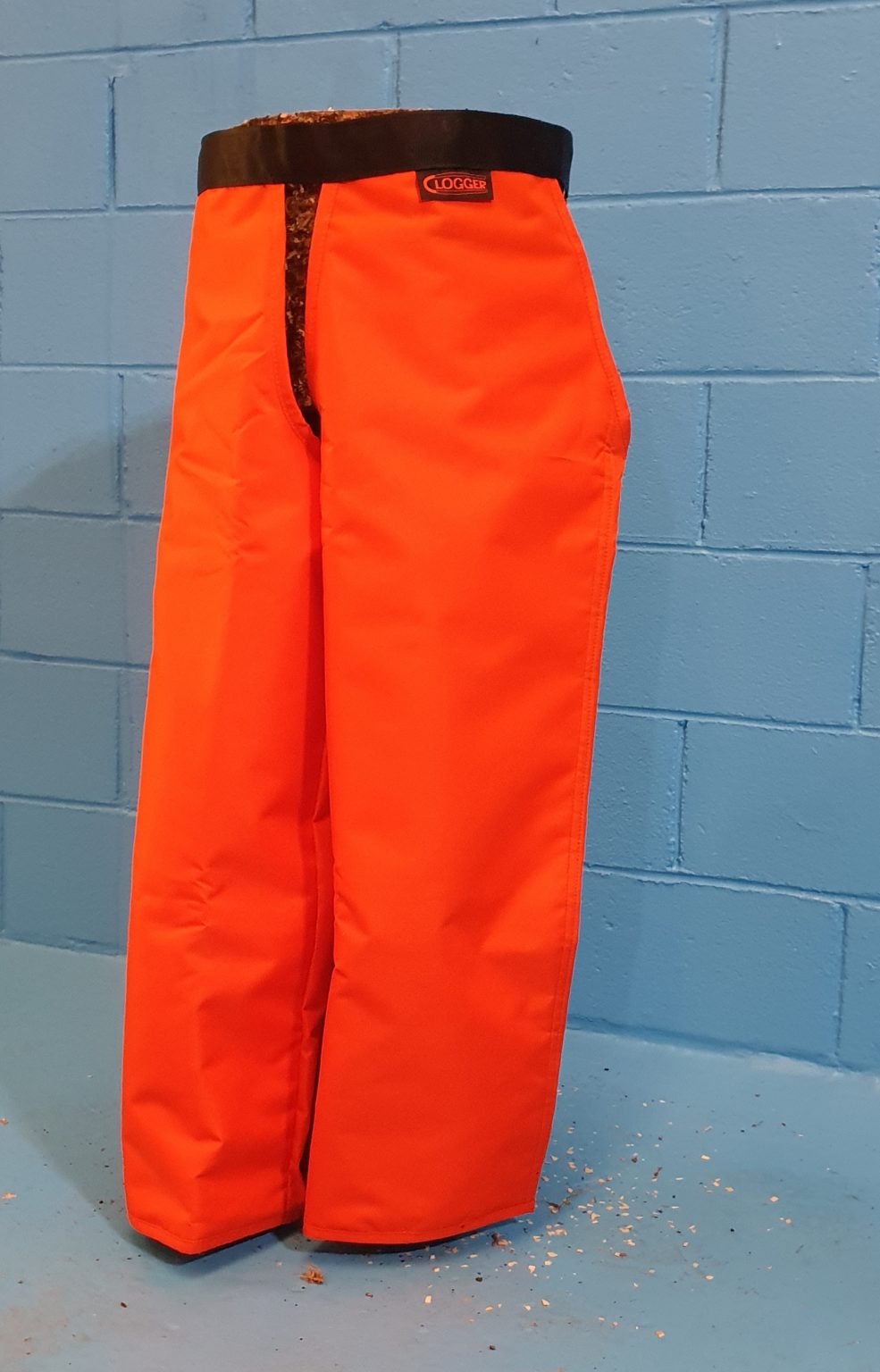 Clogger C8 Chainsaw Chaps in size Large - Chainsaw Parts World