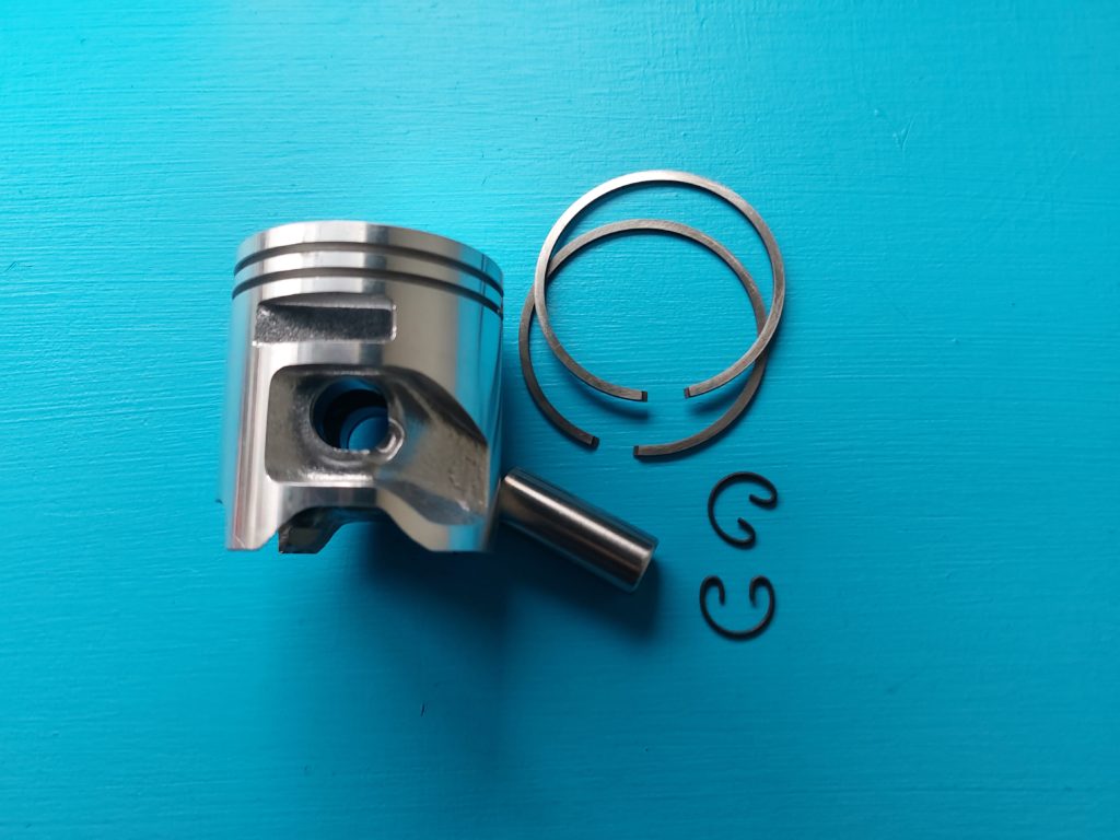 Husqvarna 565XP, 572XP Piston Assembly - Chainsaw Parts World